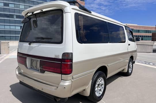 1994 Toyota HiAce Super Custom Limited 4WD for Sale - Cars & Bids