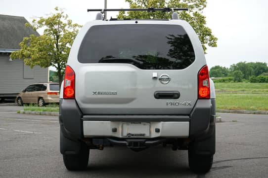 2015 Nissan Xterra Pro-4X 4x4 auction - Cars & Bids