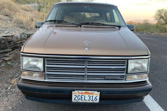 1988 Dodge Caravan LE auction - Cars & Bids