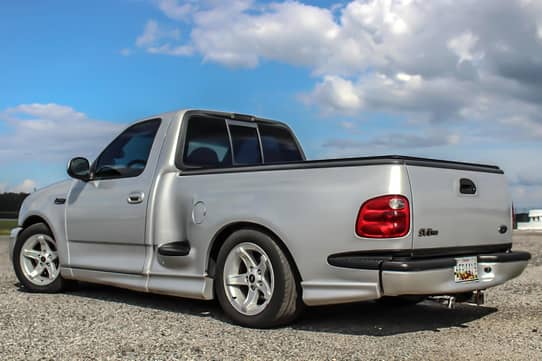 2000 Ford F-150 SVT Lightning auction - Cars & Bids