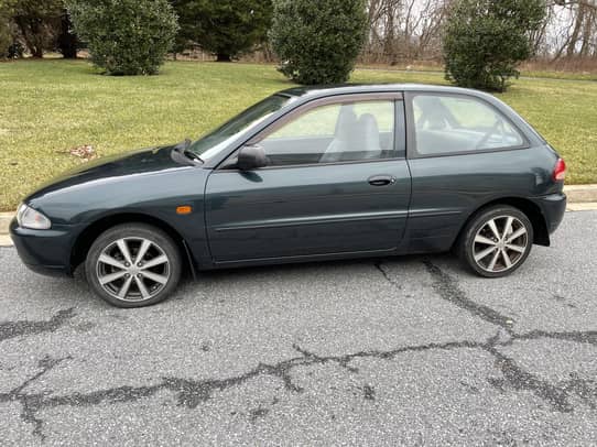 1993 Mitsubishi Mirage Hatchback auction - Cars & Bids