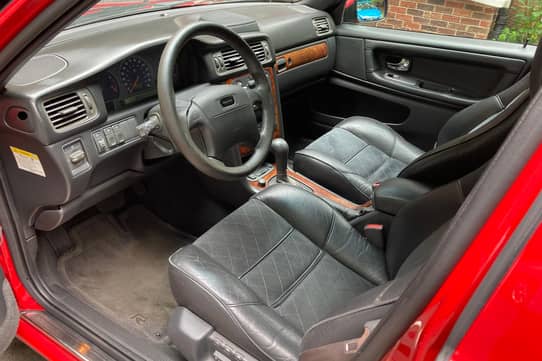 1999 Volvo V70R for Sale - Cars & Bids