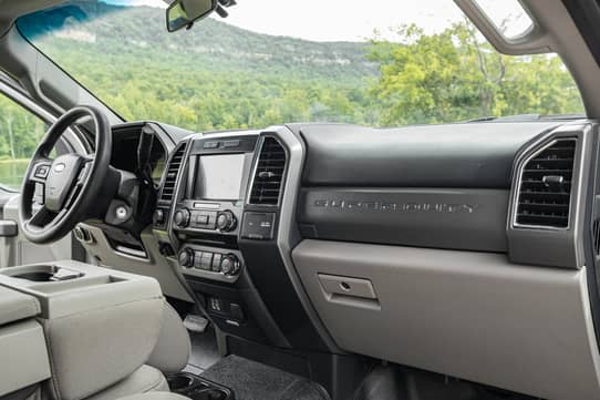 2017 Ford F-550 Super Duty XLT 4x4 Grid Camper for Sale - Cars & Bids