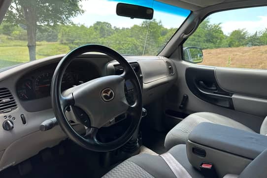 2001 Mazda B3000 SE Cab Plus 4x4 for Sale - Cars & Bids