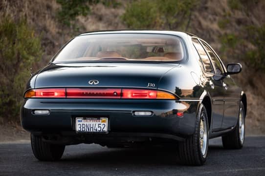1993 Infiniti J30 auction - Cars & Bids
