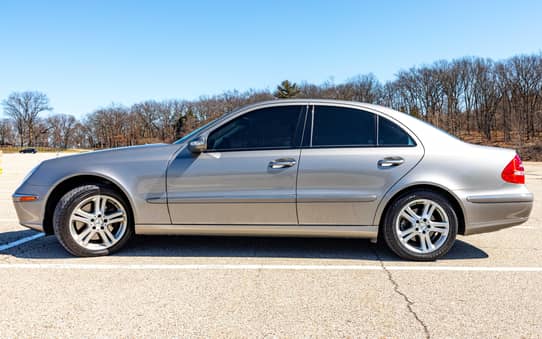 2005 Mercedes-Benz E500 4Matic Sedan auction - Cars & Bids