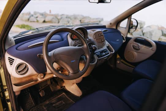 1999 Fiat Multipla VIN: ZFA18600002047413 for Sale - Cars & Bids