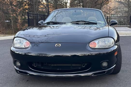 2000 Mazda MX-5 Miata LS VIN: JM1NB3535Y0156406 for Sale - Cars & Bids