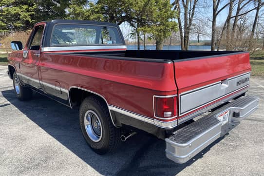 1986 Chevrolet C10 Custom Deluxe for Sale - Cars & Bids