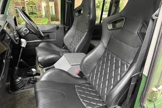 1996 Land Rover Defender 110 VIN: SALLDHMF7TA983056 for Sale - Cars & Bids