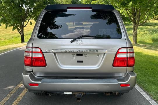 2005 Toyota Land Cruiser for Sale - Cars & Bids