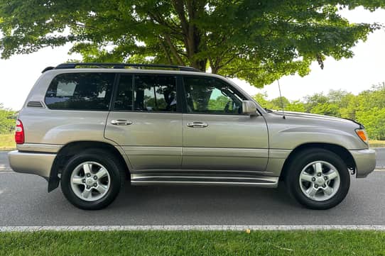 2005 Toyota Land Cruiser for Sale - Cars & Bids