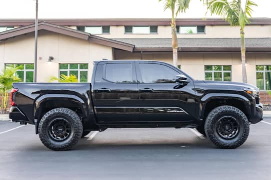 2025 Toyota Tacoma SR5 VIN: 3TMKB5FN8SM042046 for Sale - Cars & Bids
