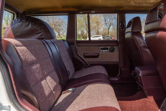 1989 Jeep Cherokee Laredo 4x4 VIN: 1J4FJ58L3KL486365 for Sale - Cars & Bids