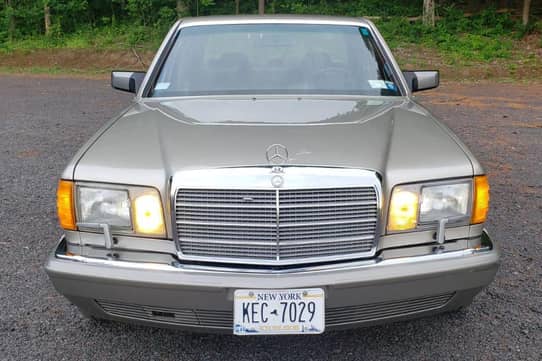 1990 Mercedes-Benz 420SEL auction - Cars & Bids