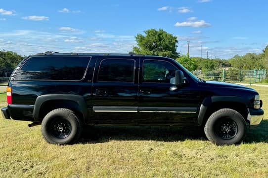2003 Chevrolet Suburban 2500 LT 4x4 for Sale - Cars & Bids