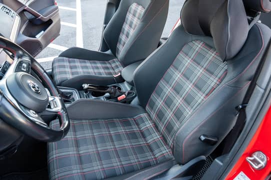 2019 Volkswagen GTI S VIN: 3VW5T7AU4KM018585 for Sale - Cars & Bids