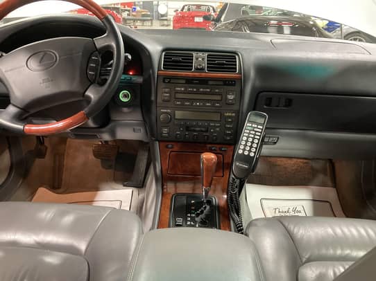 1999 Lexus LS 400 auction - Cars & Bids