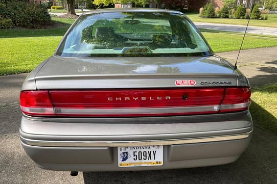 1995 Chrysler Concorde VIN: 2C3HD56T6SH565992 for Sale - Cars & Bids