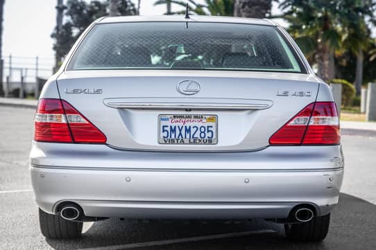 2005 Lexus LS 430 VIN: JTHBN36F155014585 for Sale - Cars & Bids