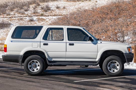 1995 Toyota 4Runner SR5 4x4 VIN: JT3VN39W5S8085605 for Sale - Cars & Bids