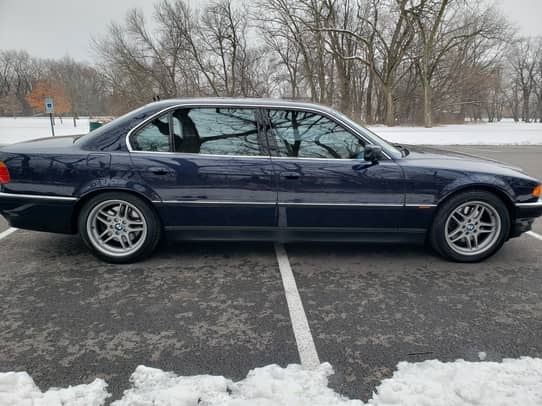 2000 BMW 750iL auction - Cars & Bids