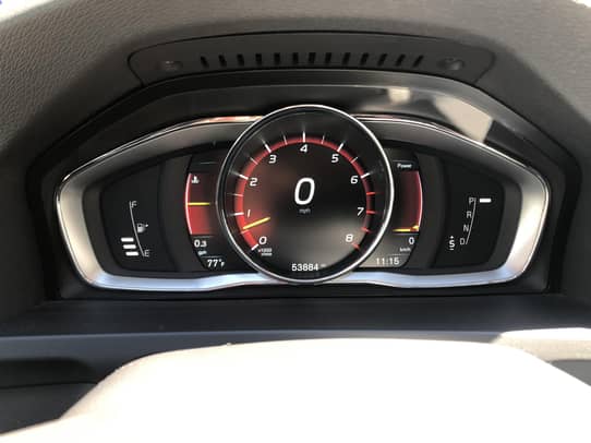 2015 Volvo V60 T6 R-Design auction - Cars & Bids