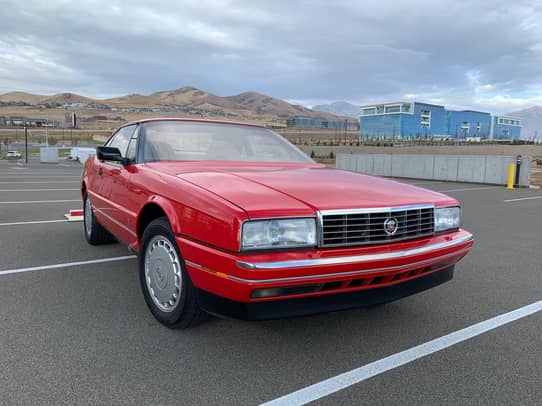 1990 Cadillac Allante auction - Cars & Bids
