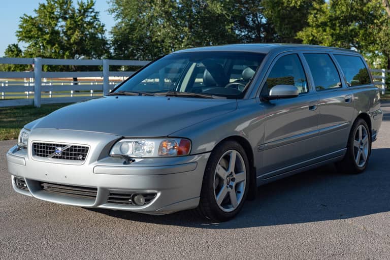 Used Volvo V70 for Sale - Cars & Bids