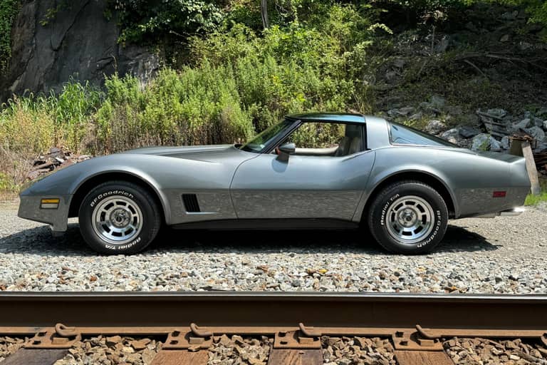 1990 Ford Kelly Python VIN: 1FACP45E1LF120367 for Sale - Cars & Bids