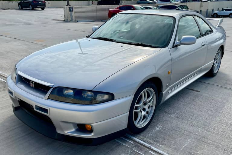 Used Nissan R33 Skyline for Sale - Cars & Bids
