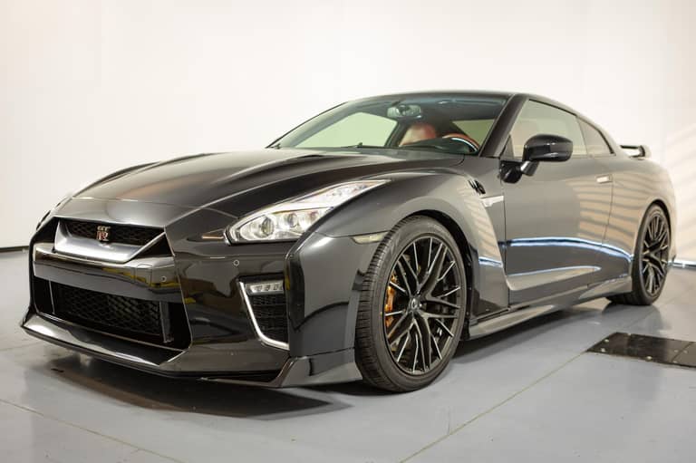 Used Nissan R35 GT-R for Sale - Cars & Bids