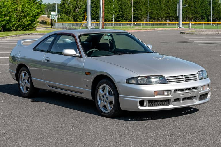 Used Nissan R33 Skyline for Sale - Cars & Bids