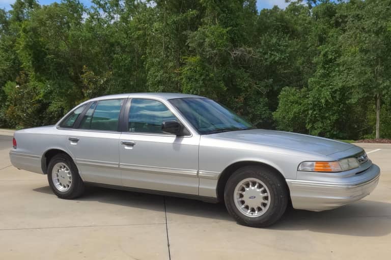 Used Ford Crown Victoria for Sale - Cars & Bids