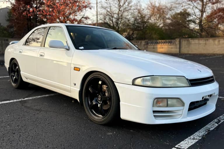 Used Nissan R33 Skyline for Sale - Cars & Bids