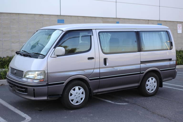 Used Toyota HiAce for Sale - Cars & Bids