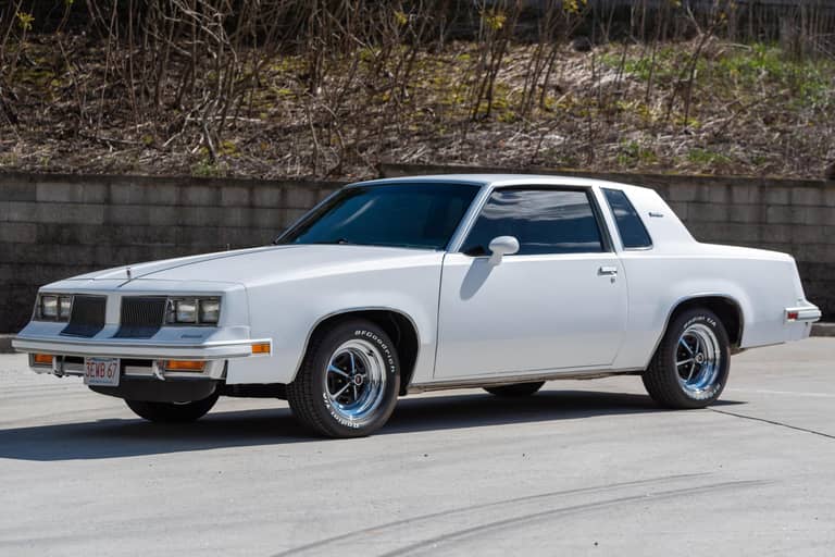 Used Oldsmobile Cutlass Supreme for Sale - Cars & Bids
