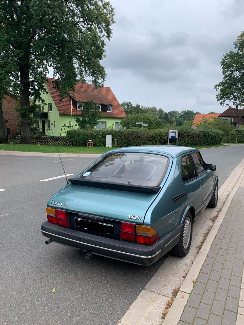 Realy cool Saab 900i in the Carspotting Community