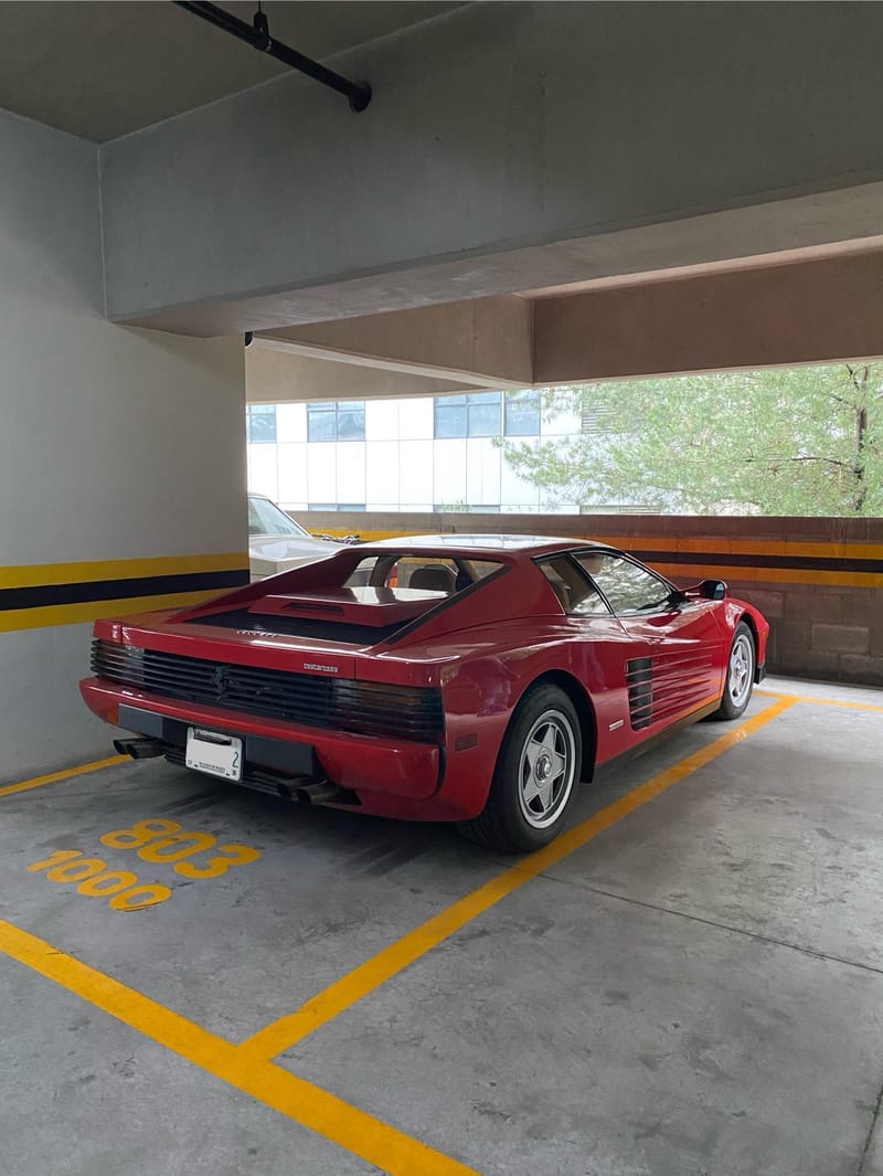 Ferrari Testarossa in the Carspotting Community