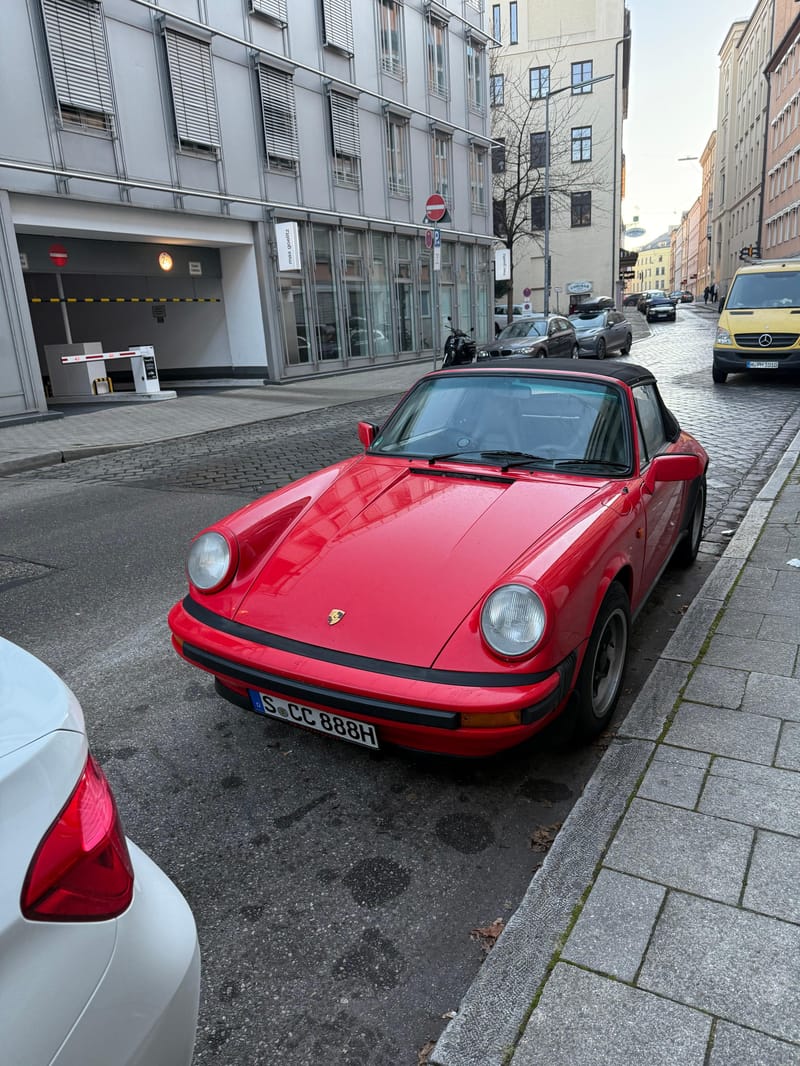 Clean Porsche Spotted in the Carspotting Community