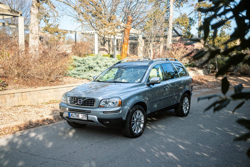 Overseas Delivered XC90 Executive | Yamaha V8, Massaging Seats, & 7 ...