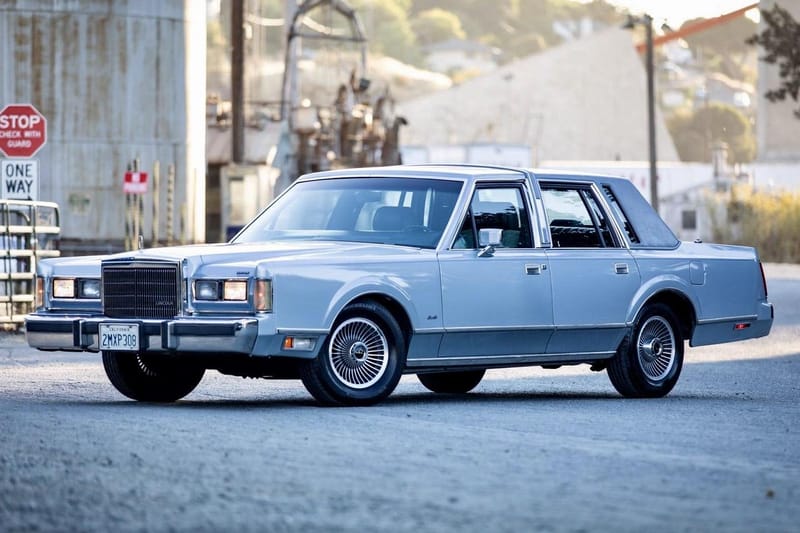 1989 Lincoln Town Car auction - Cars & Bids 1989 Lincoln Town Car auction - Cars & Bids