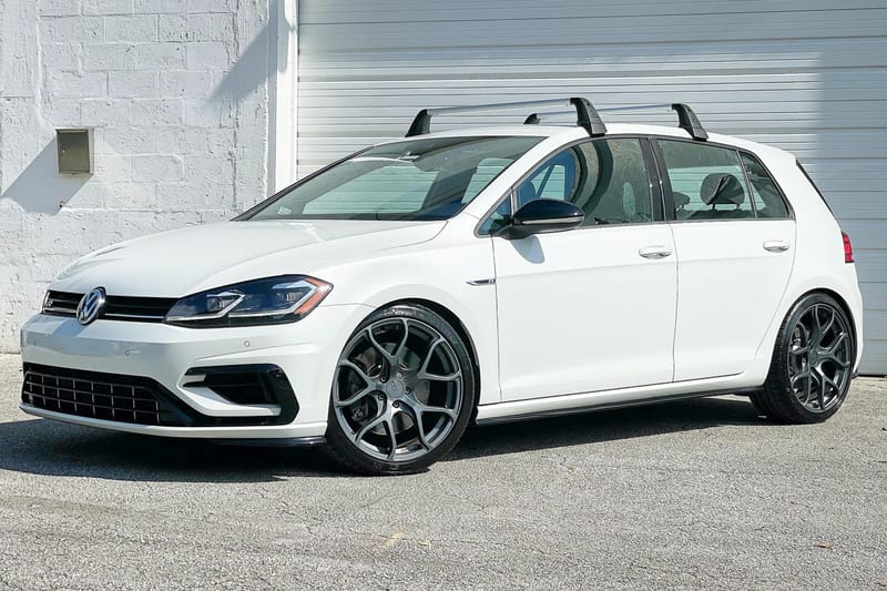 2018 Volkswagen Golf R auction - Cars & Bids