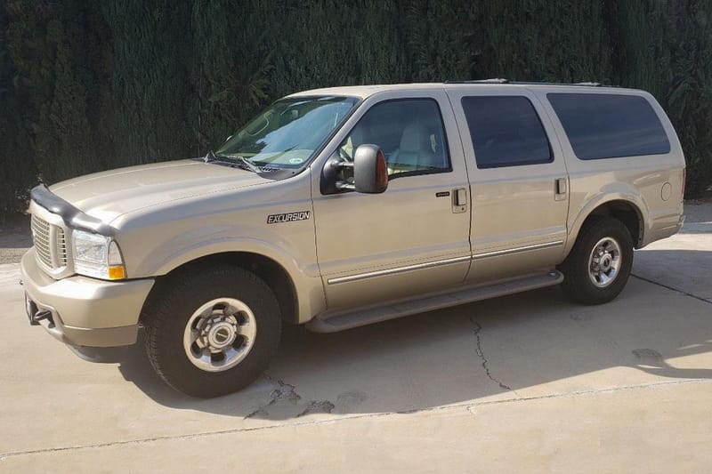 2004 Ford Excursion Limited auction - Cars & Bids