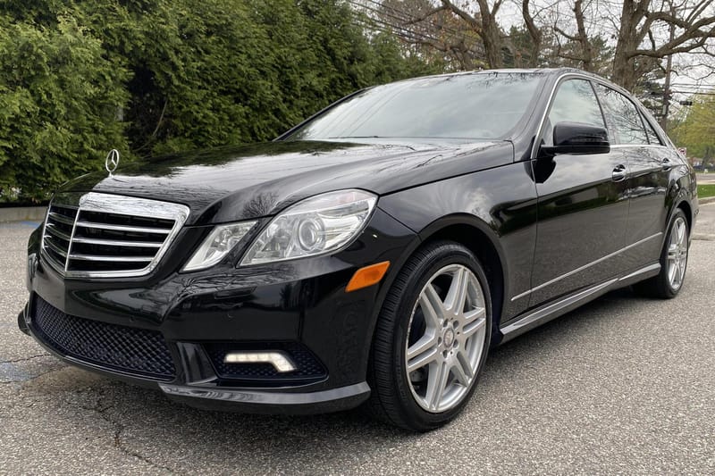 2010 Mercedes-Benz E550 4Matic auction - Cars & Bids